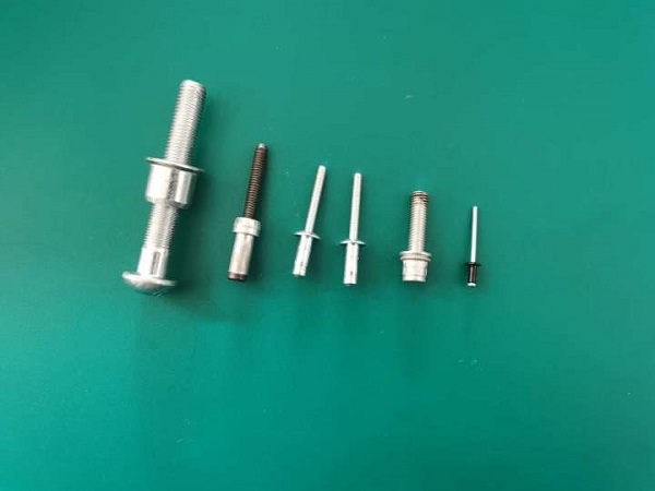 常用铆钉有哪些类型-我们日常使用的铆钉有哪些